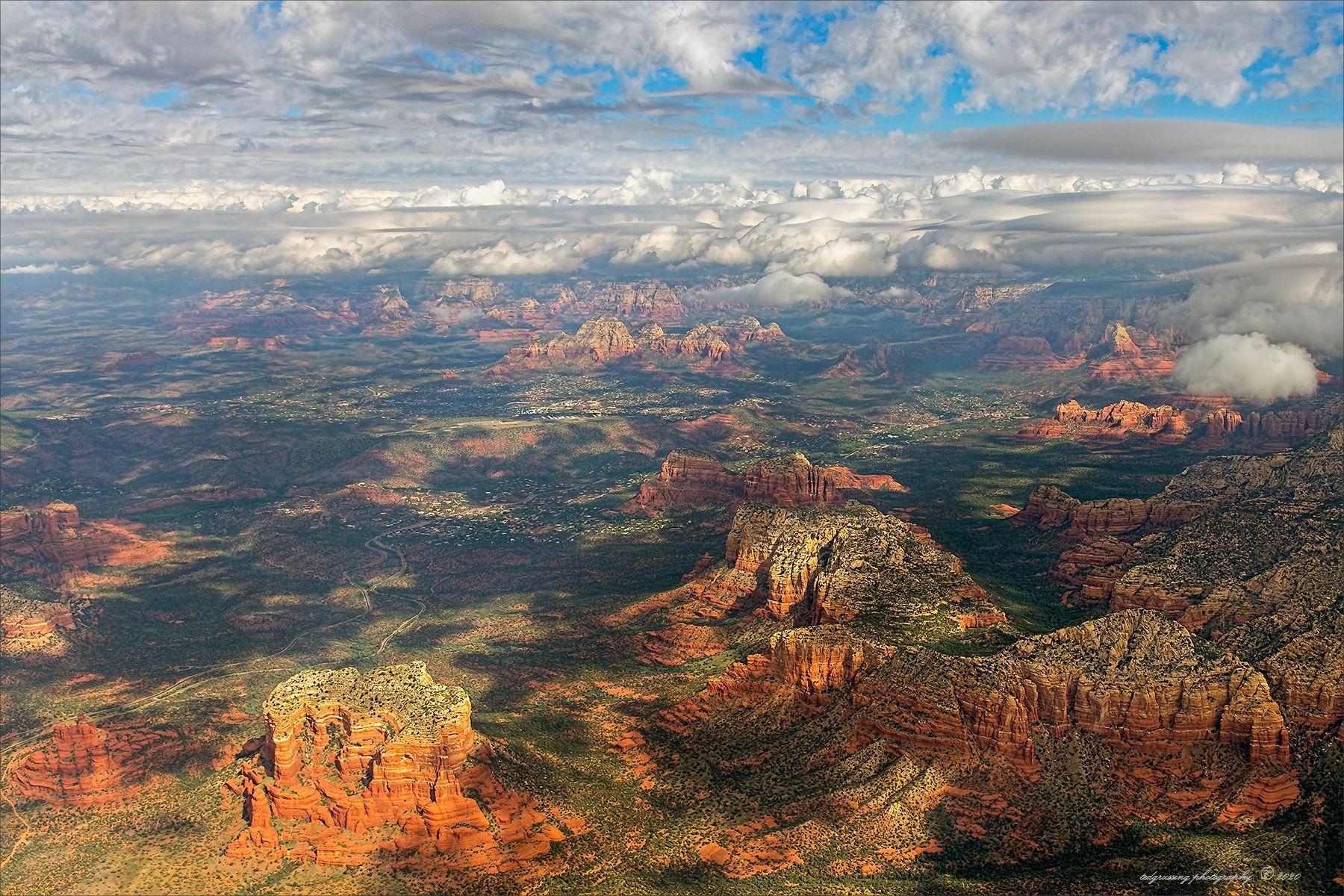Contact Sedona 30